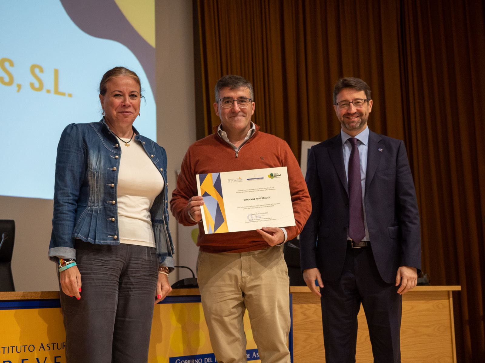 Orovalle – Orovalle es una compañía comprometida con el futuro de la ...